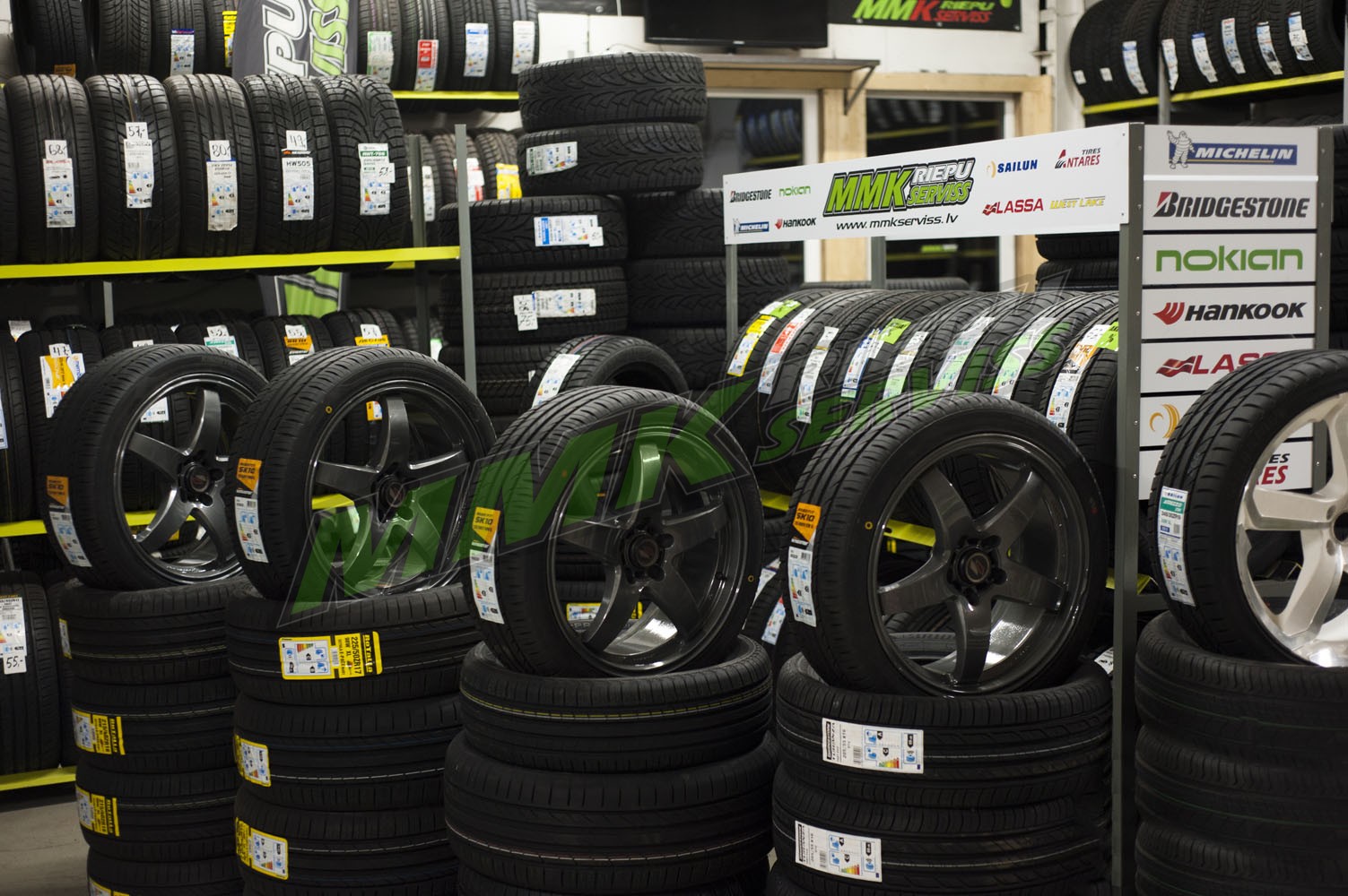 Kāpēc labāk izvēlēties jaunas, nevis lietotas vasaras riepas? • MMK Riepas