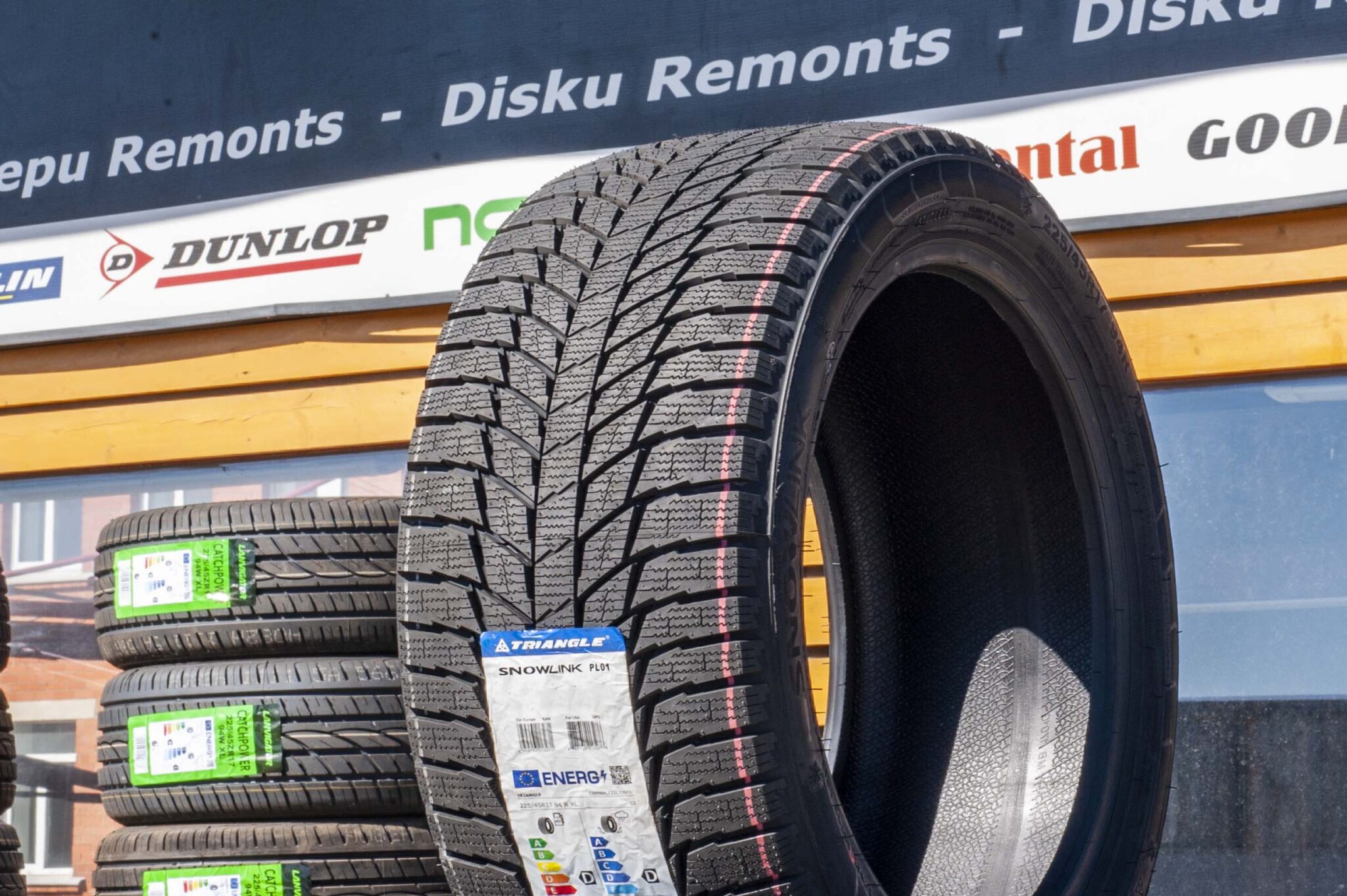 215/55R17 Triangle SnowLink PL01 98R XL • MMK Riepas