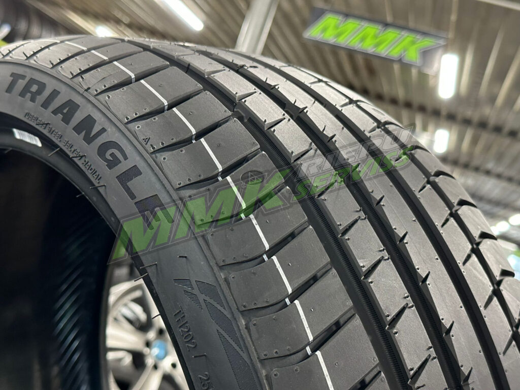 245/35R20 Triangle EffeXSport TH202 95Y XL RP • MMK Riepas