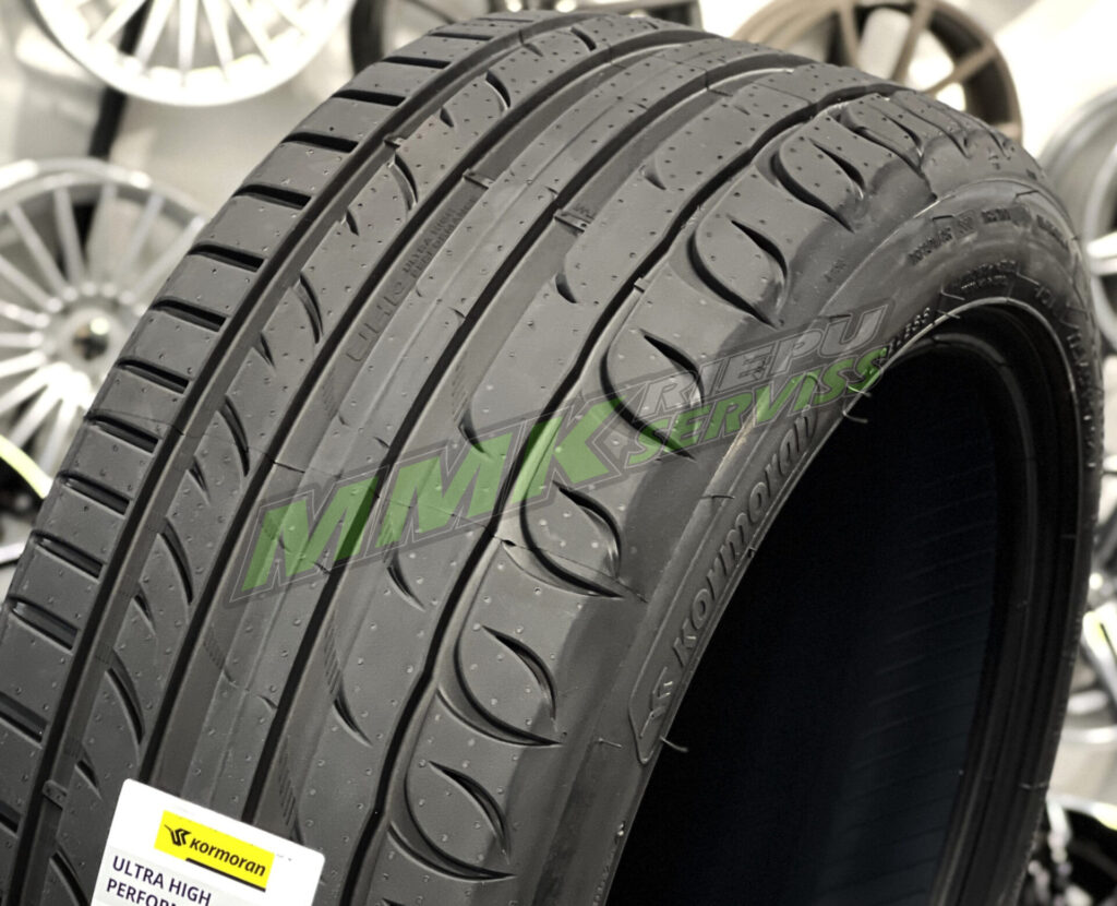 225/55R17 Kormoran UHP 101W XL FR (Michelin) • MMK Riepas