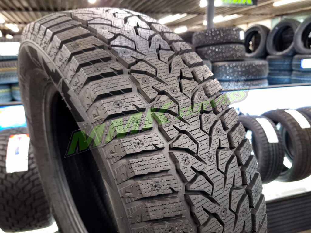 235/65R16C Aplus A703 121/119R 12PR • MMK Riepas