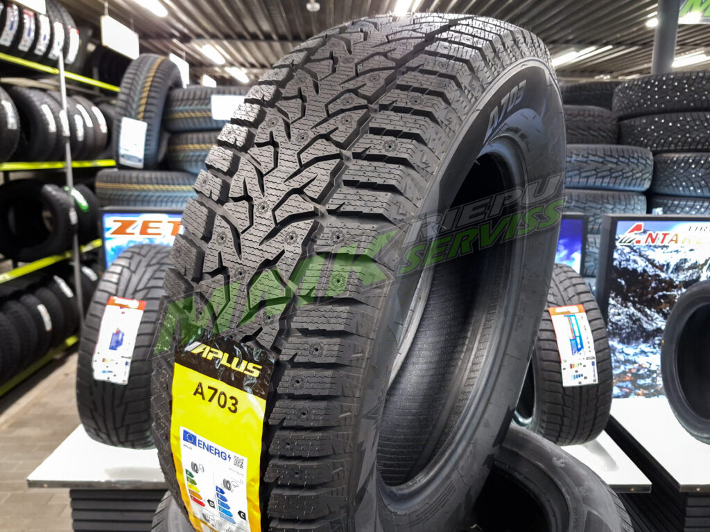 235/65R16C Aplus A703 121/119R 12PR • MMK Riepas