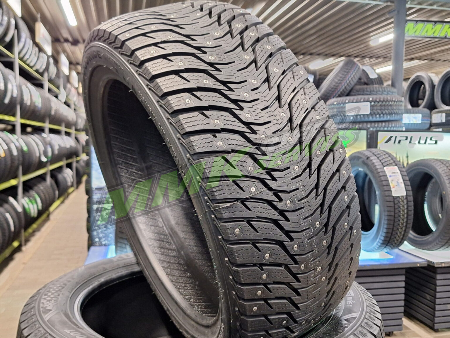 215/60R17 Goodride IceMaster Spike Z-506 96T ar radzēm • MMK Riepas