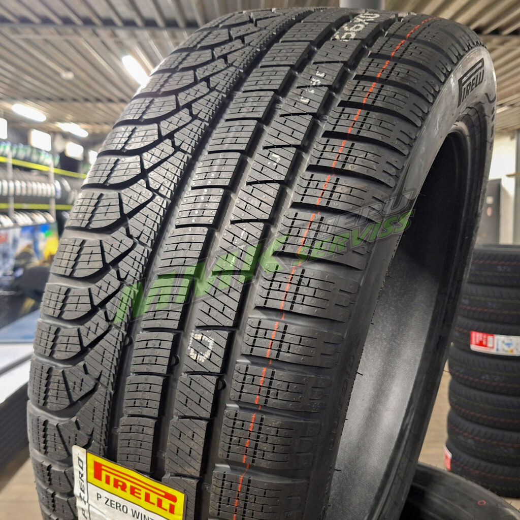 275/35R20 Pirelli P ZERO Winter 102V XL (*) MO FSL • MMK Riepas