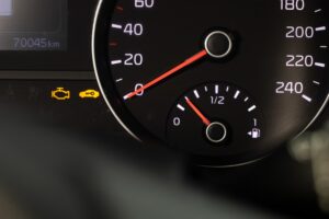 Auto paneļa simboli – skaidrojums un nepieciešamā rīcība